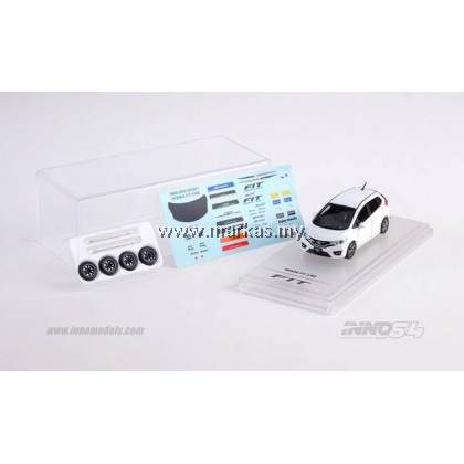 INNO MODELS INNO64 1/64 HONDA FIT 3 RS WHITE W/ SEPERATE DECALS & WHEELS