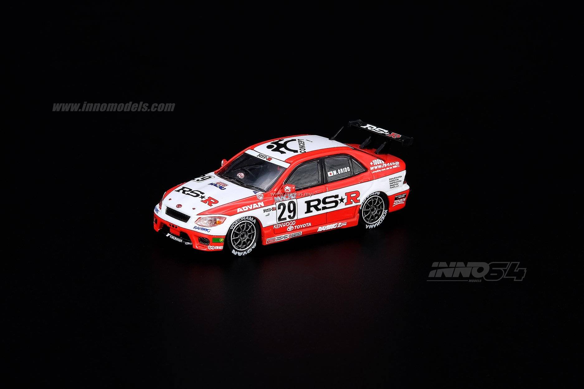 INNO MODELS INNO64 1/64 TOYOTA ALTEZZA #29 "TEAM RS*R" MACAU GP 2000