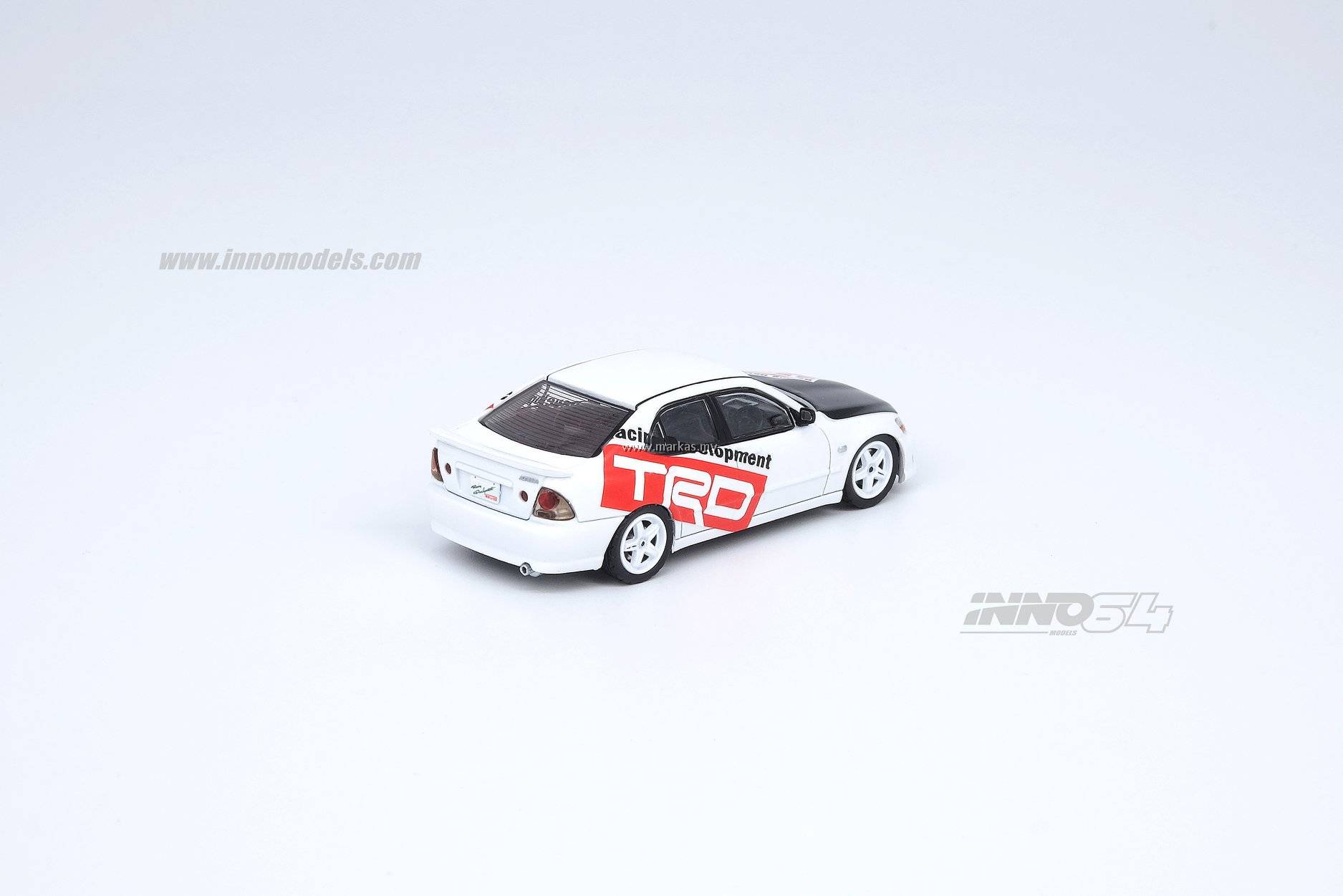 INNO MODELS INNO64 1/64 TOYOTA ALTEZZA TUNED BY TRD RACING DEVELOPMENT