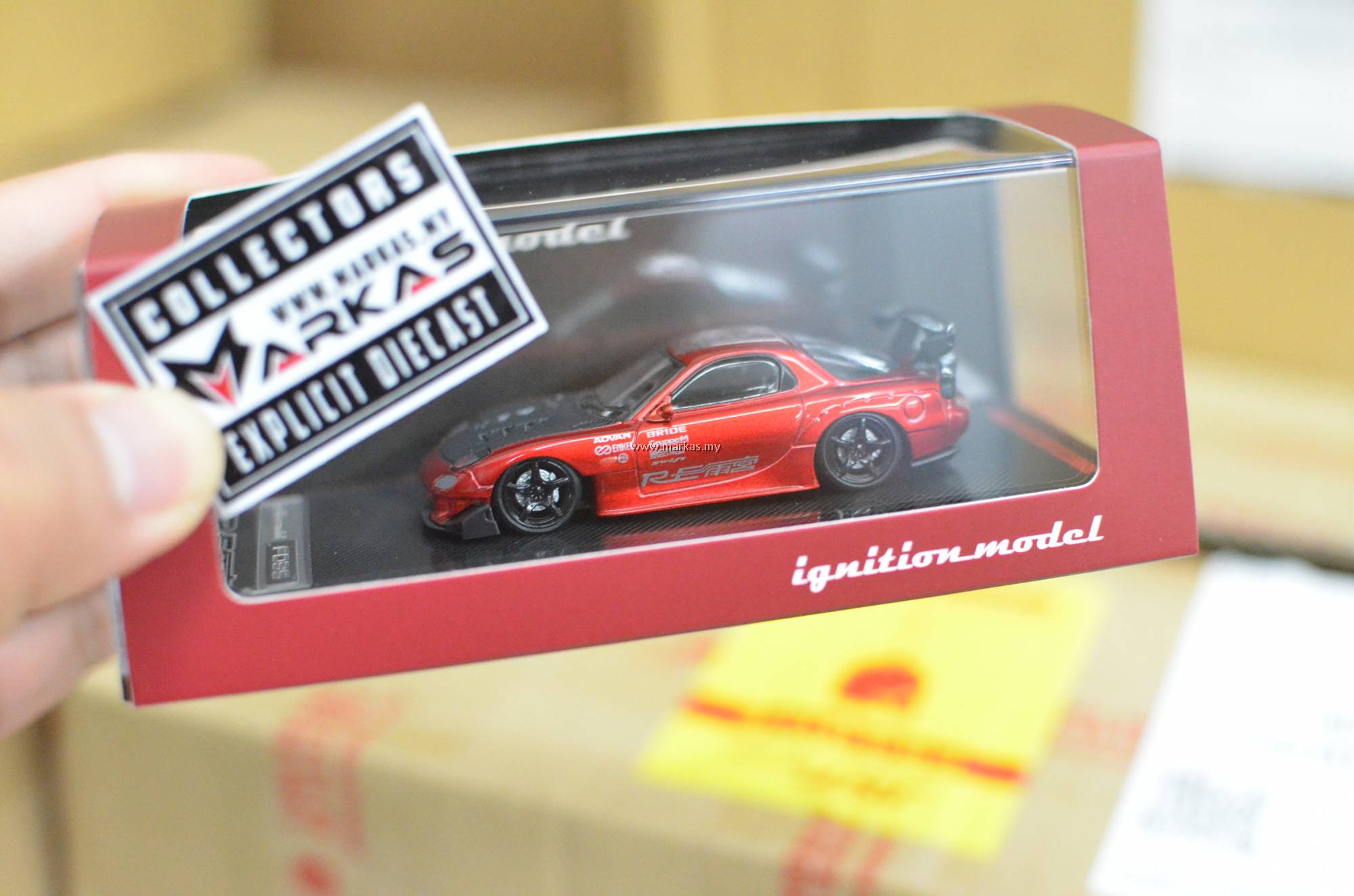 IGNITION MODEL 1/64 MAZDA RX-7 (FD3S) RE AMEMIYA RED METALLIC