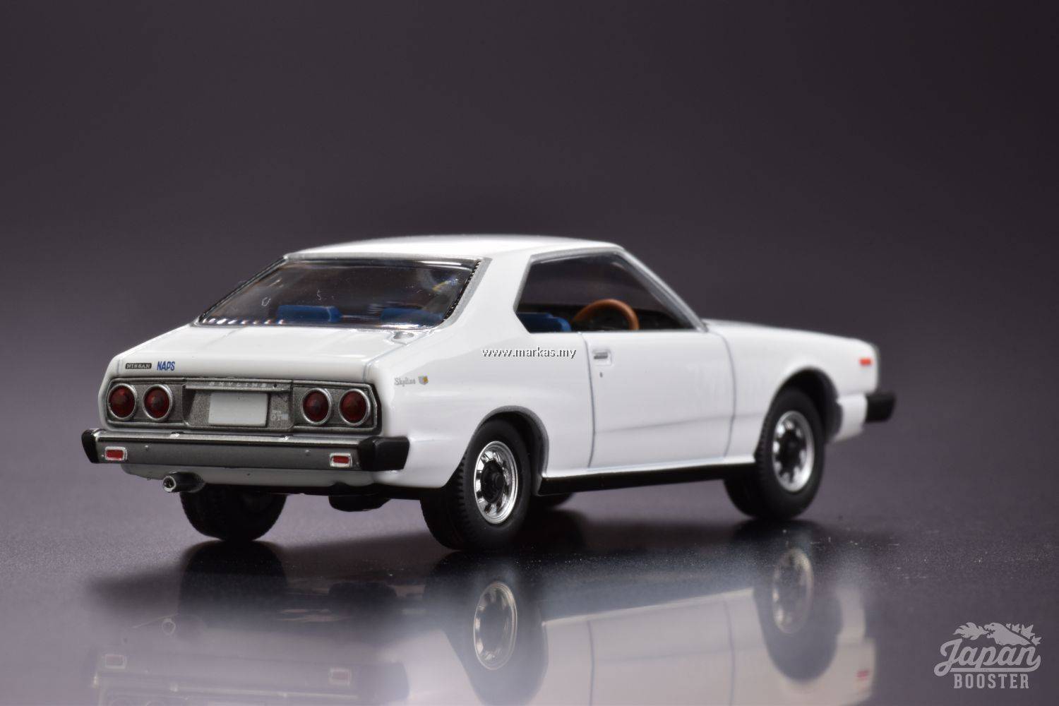 TOMICA LIMITED VINTAGE LV-N222b NISSAN SKYLINE 2000GT-EX 77 WHITE