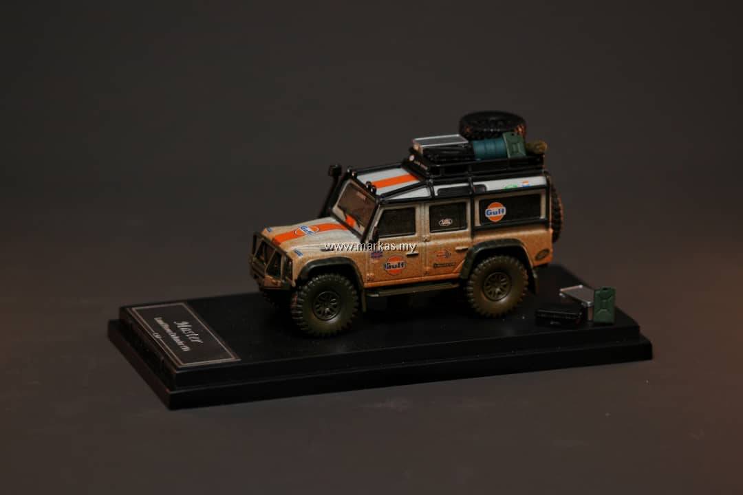 MASTER MODEL 1/64 LAND ROVER DEFENDER 110 OFF-ROAD GULF OIL GULF MUDDY ...