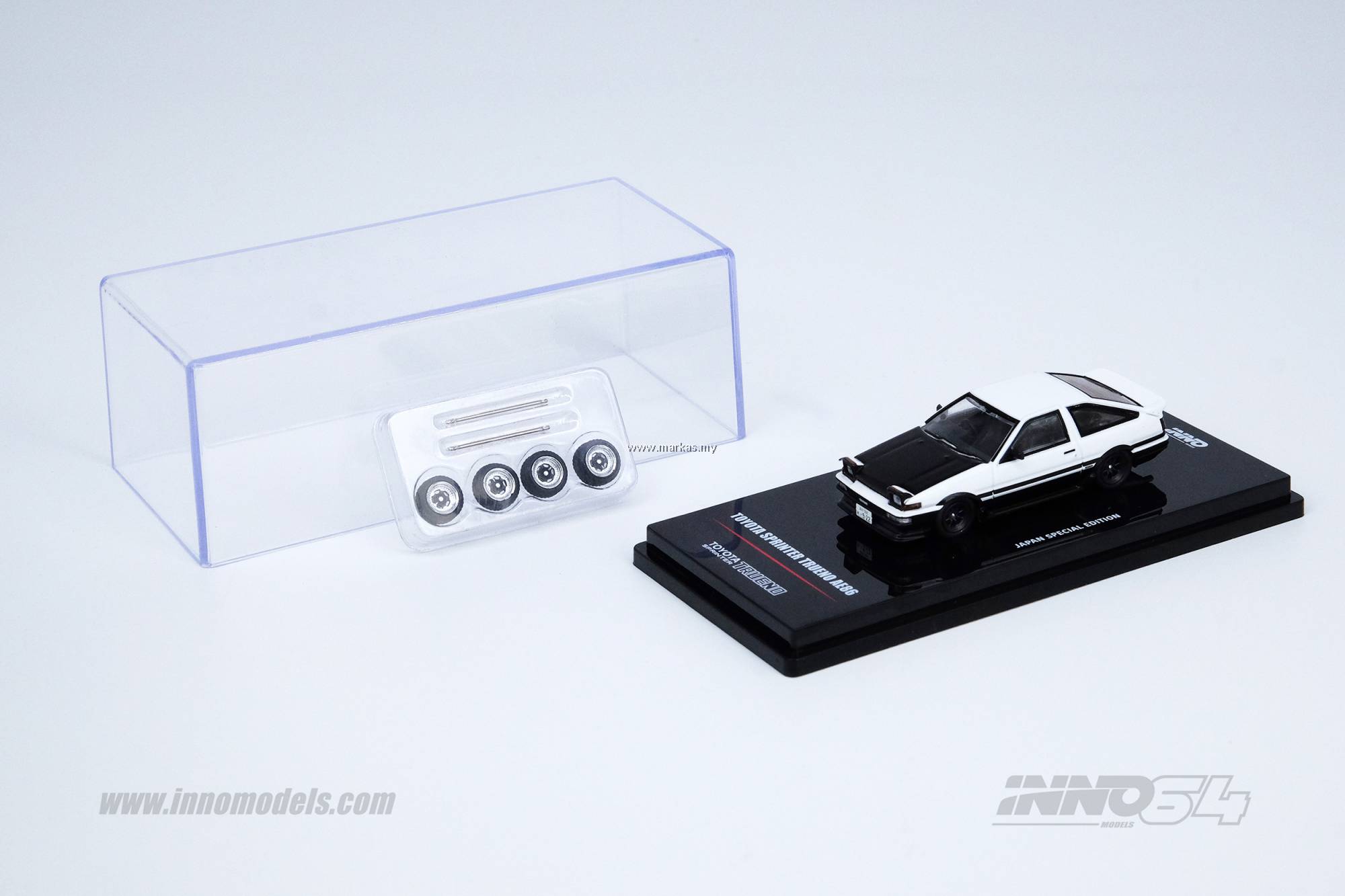 INNO MODELS INNO64 1/64 TOYOTA SPRINTER TRUENO AE86 WHITE BLACK WITH ...