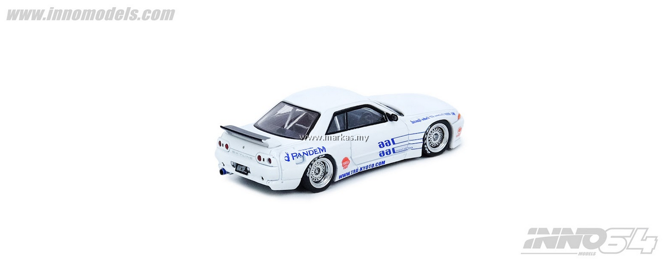 INNO MODELS INNO64 1/64 NISSAN SKYLINE GT-R R32 PANDEM ROCKET BUNNY WHITE