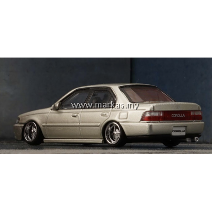 BM CREATIONS 1/64 TOYOTA COROLLA 1996 AE100 CHAMPAGNE