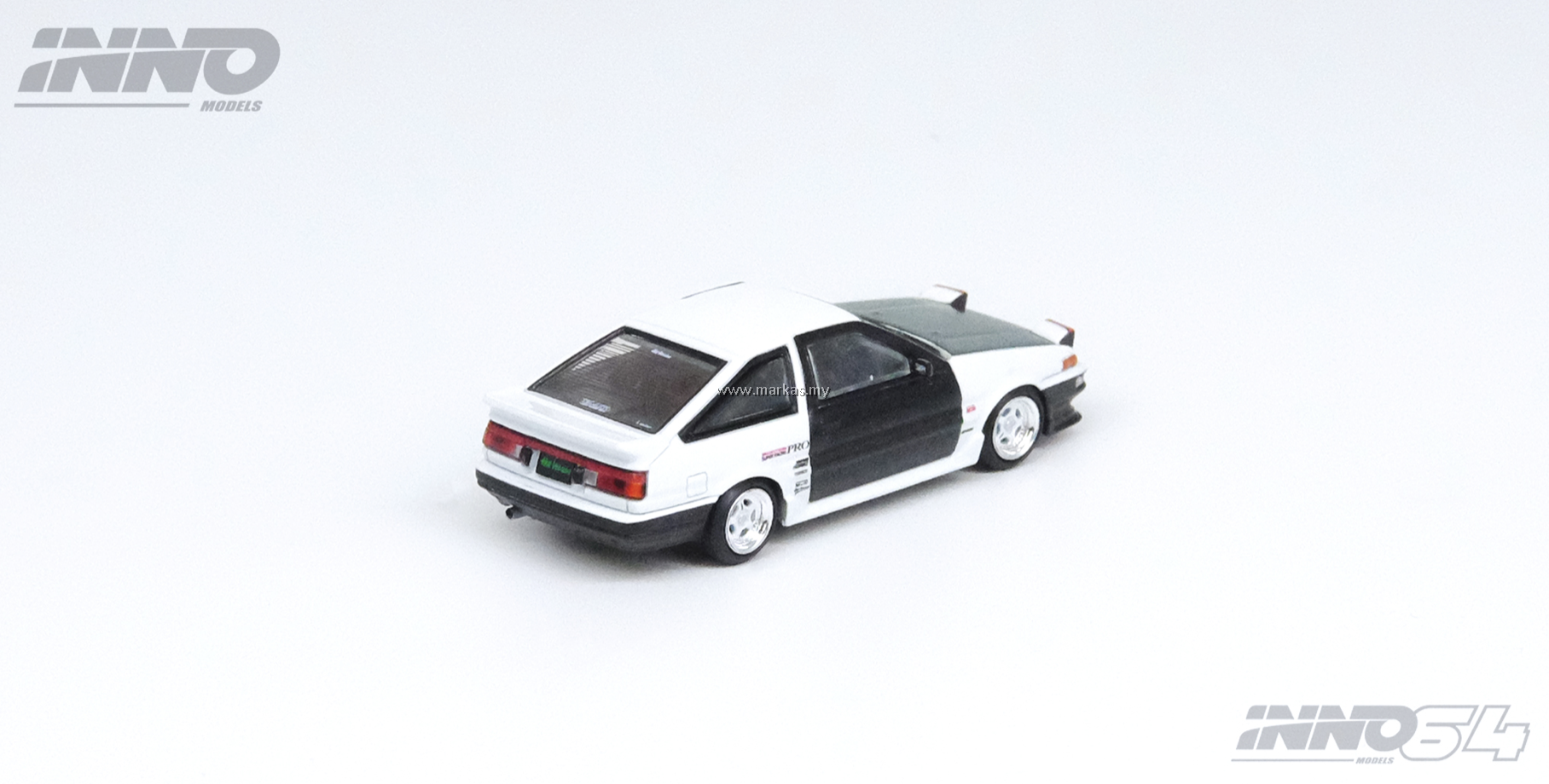 INNO MODELS INNO64 1/64 TOYOTA SPRINTER TRUENO AE86 DRIFT CAR WITH CARBON AND CARBON FIBER ON ...