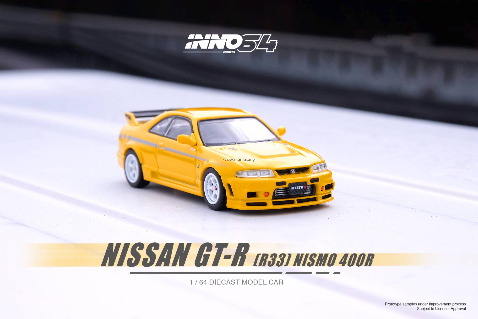 (PO) INNO MODELS INNO64 1/64 NISSAN SKYLINE GT-R R33 NISMO 400R LIGHTNING YELLOW