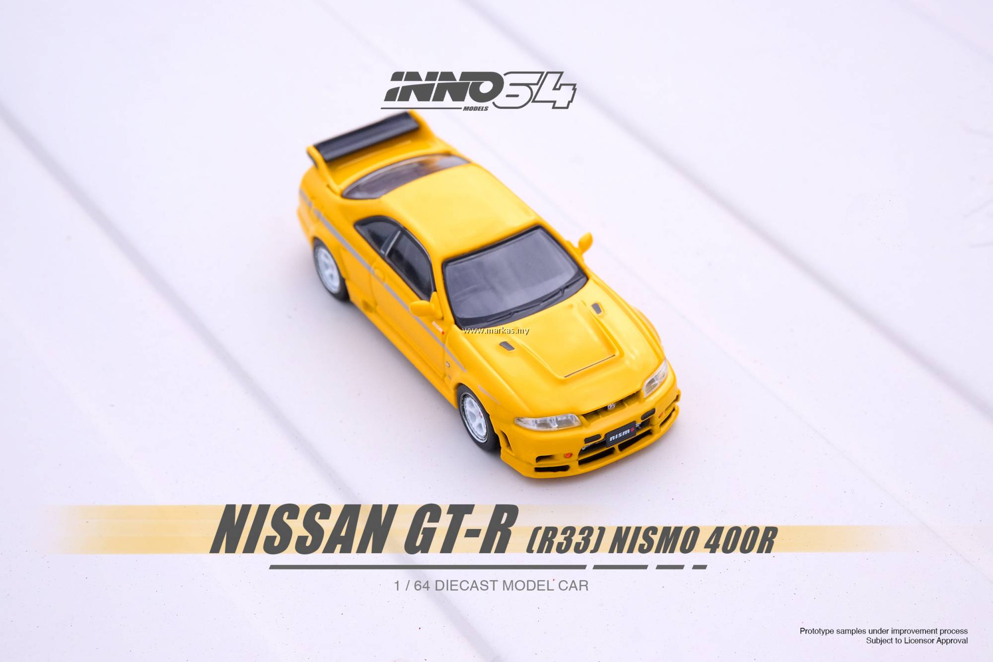 INNO MODELS INNO64 1/64 NISSAN SKYLINE GT-R R33 NISMO 400R LIGHTNING YELLOW