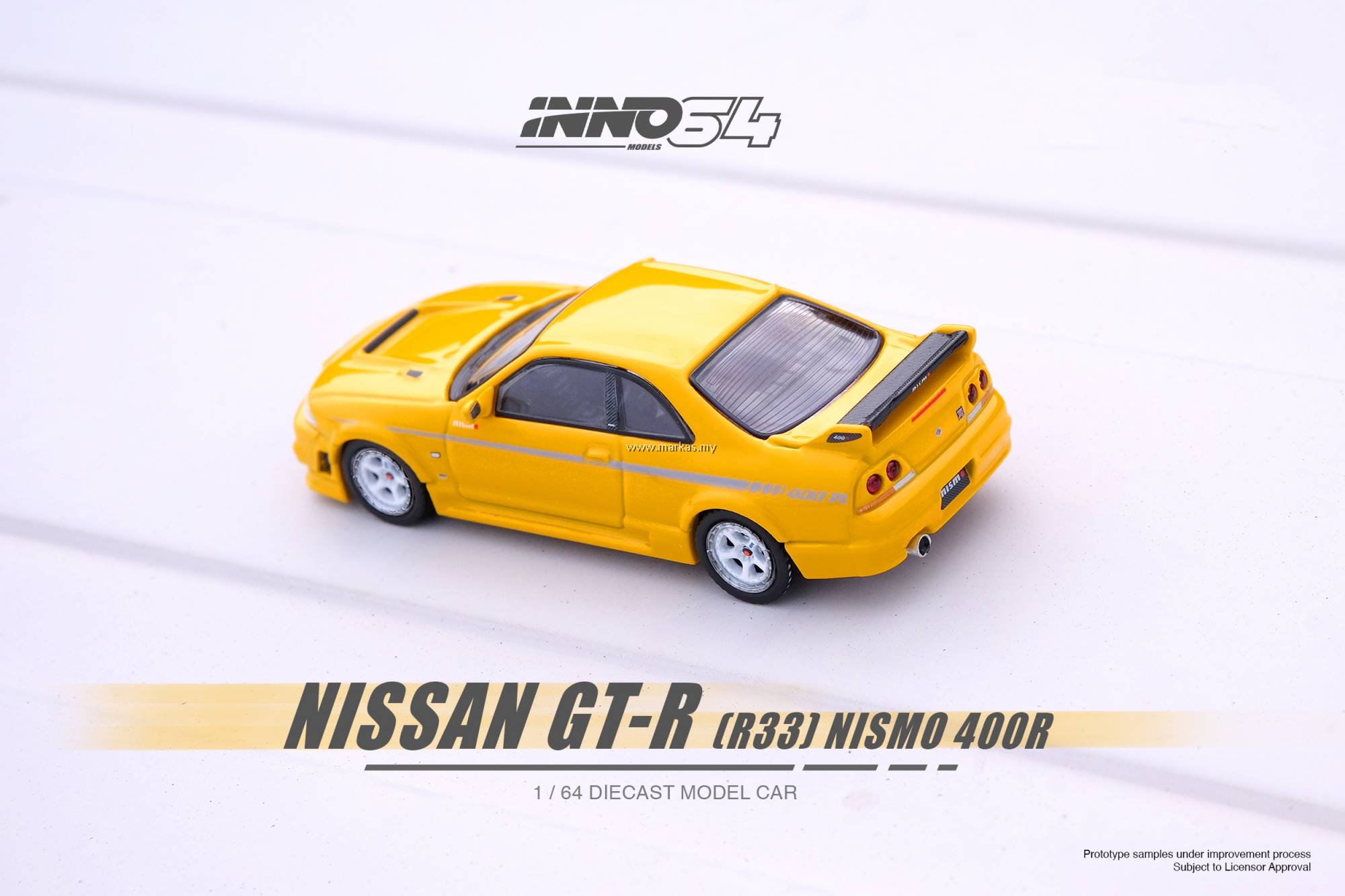 INNO MODELS INNO64 1/64 NISSAN SKYLINE GT-R R33 NISMO 400R LIGHTNING YELLOW