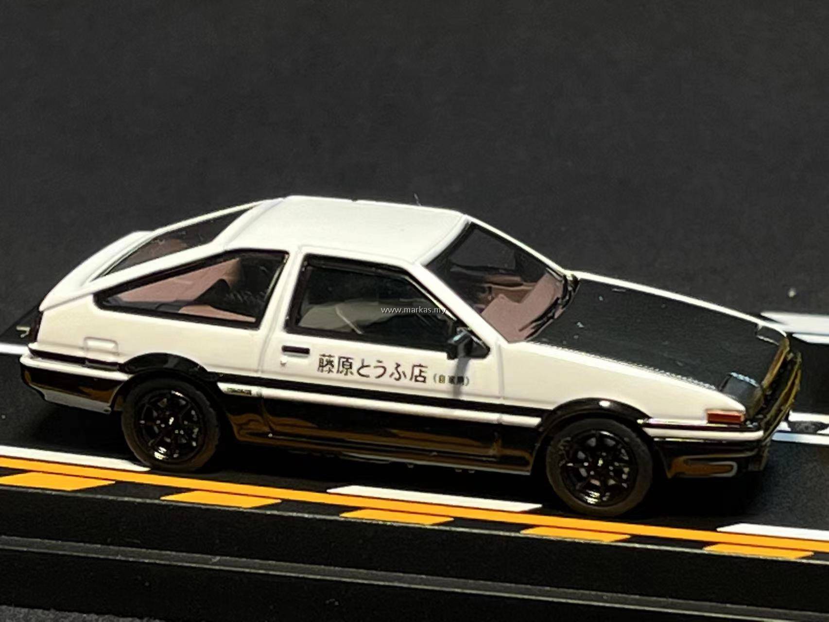 MODELER'S INITIAL D 1/64 HONDA EK9 YELLOW VS TOYOTA AE86 TOFU