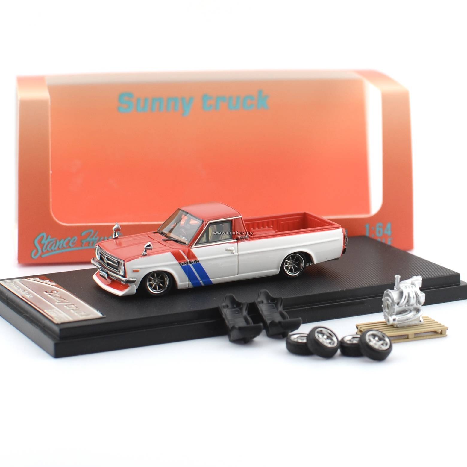 STANCE HUNTERS RESIN 1/64 DATSUN SUNNY TRUCK B120 WITH SEATS TIRES & ENGINE