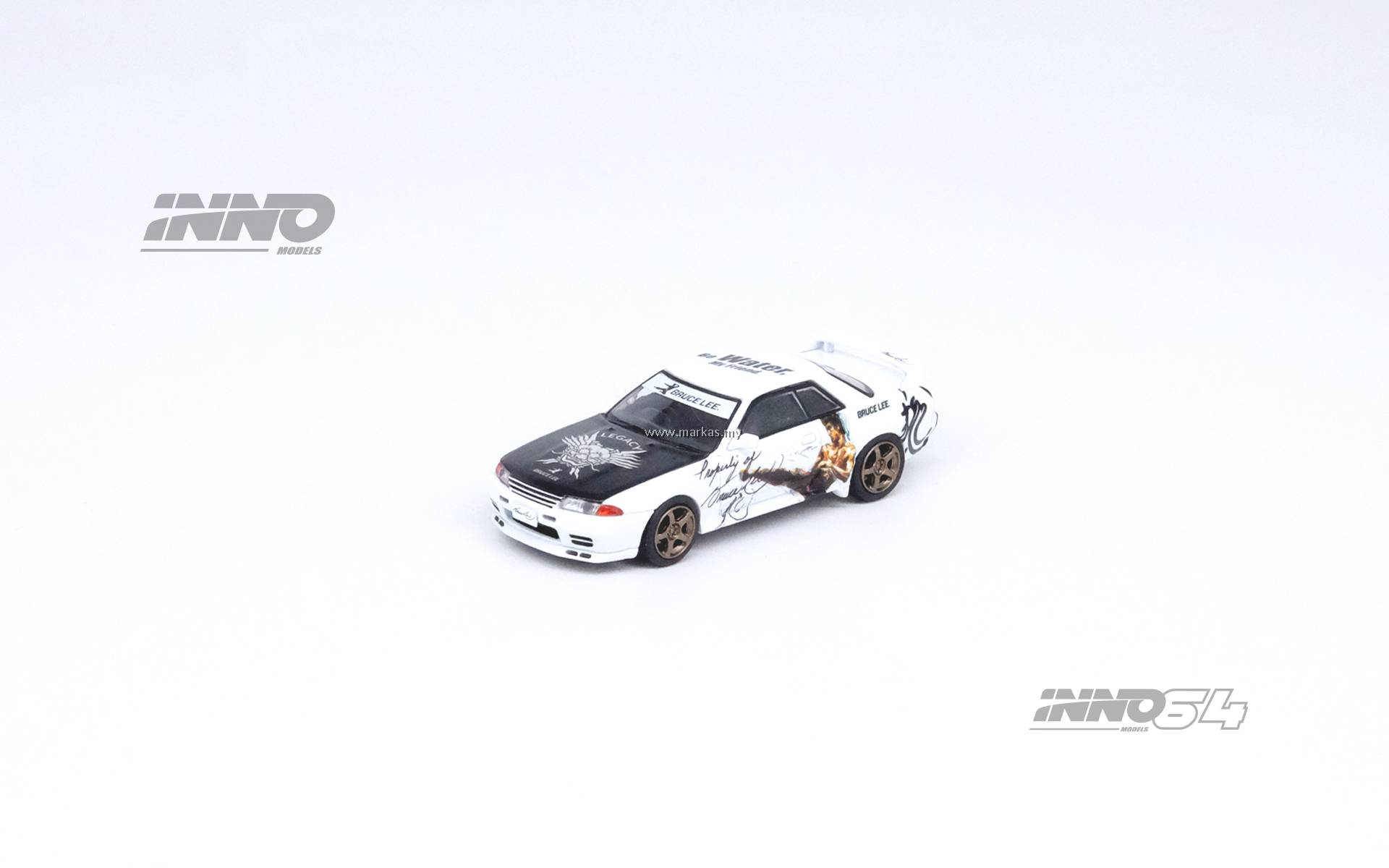 (PO) INNO MODELS INNO64 X TINY 1/64 NISSAN SKYLINE GT-R R32 BRUCE LEE