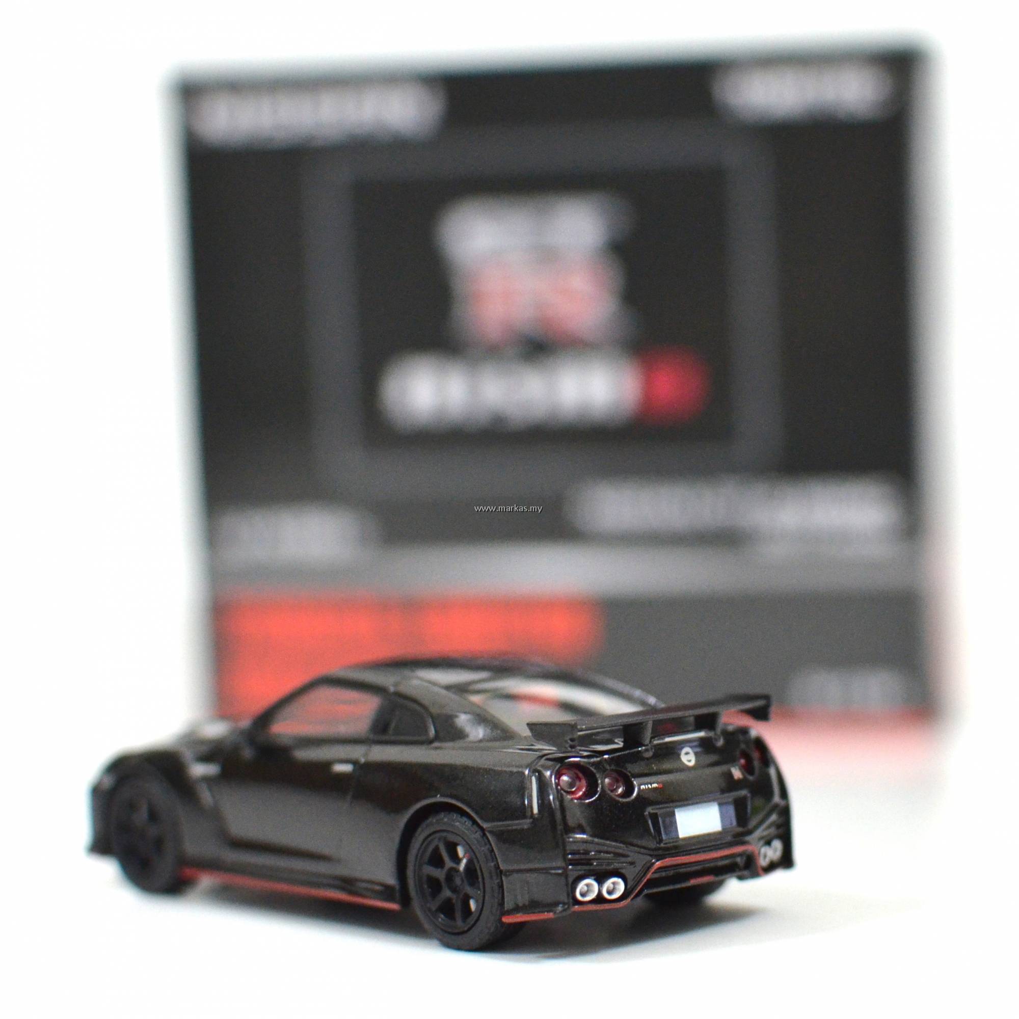 TOMICA LIMITED VINTAGE NEO LV-N153B NISSAN GT-R NISMO 2017 MODEL (BLACK)