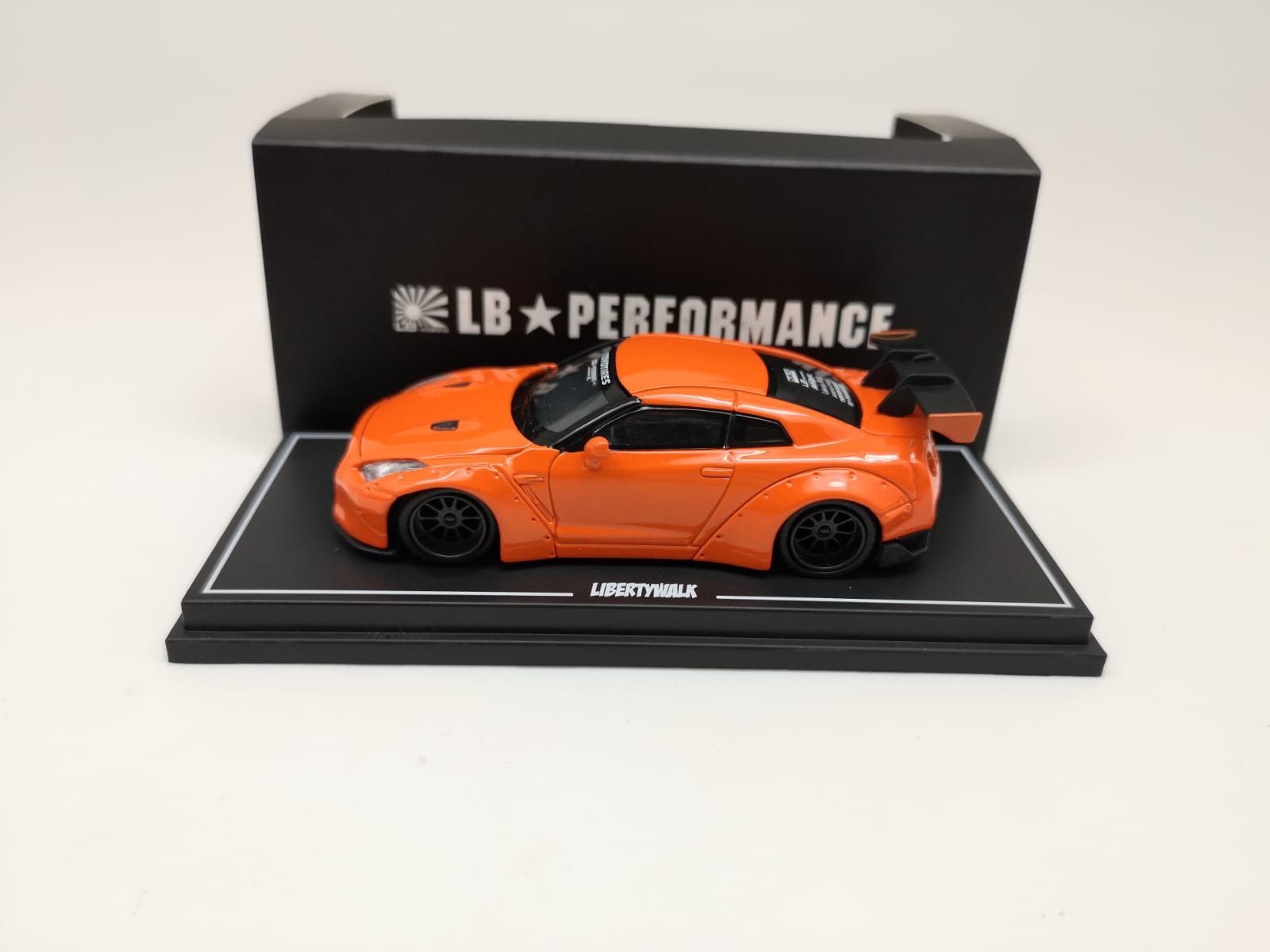LB PERFORMANCE 1/64 LIBERTY WALK NISSAN GT-R R35 ORANGE